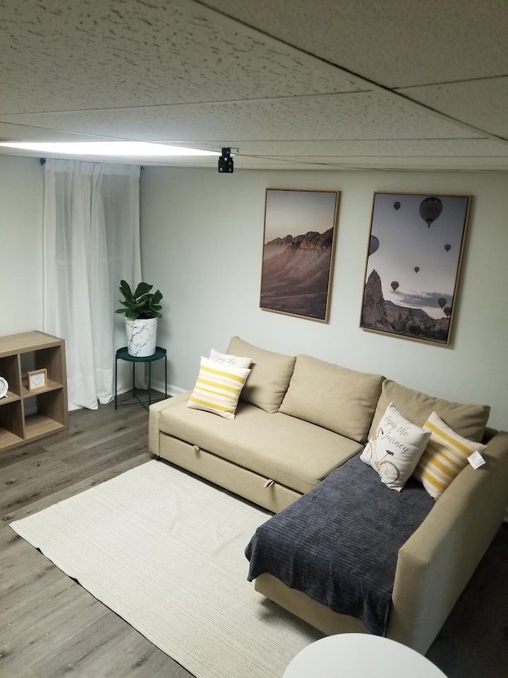 Terrace Level Apartment With Full Kitchen - Alpharetta, GA