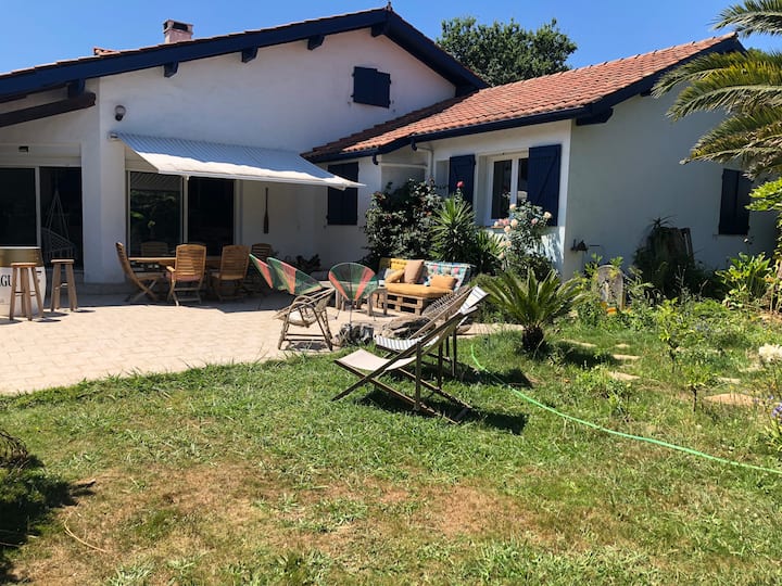 Villa Au Calme, Plage Et Commerces Parking Gratuit - Espelette