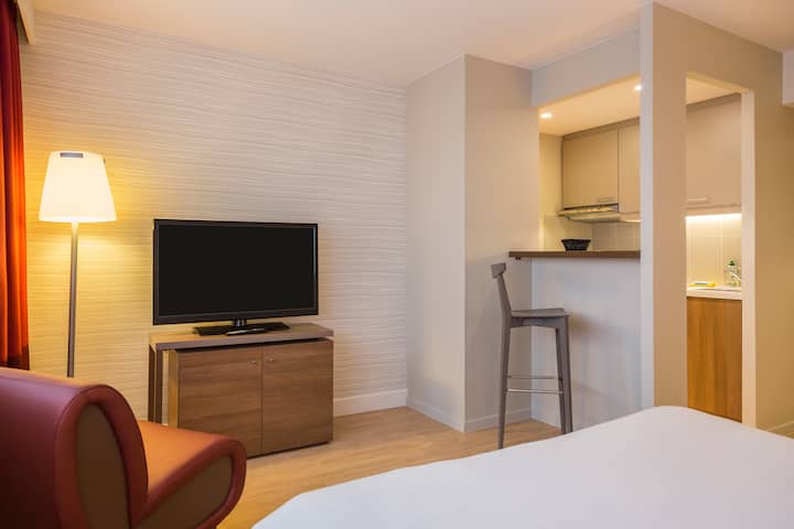 Studio Proche Du Cern Meyrin Et Station De Ski - Lélex