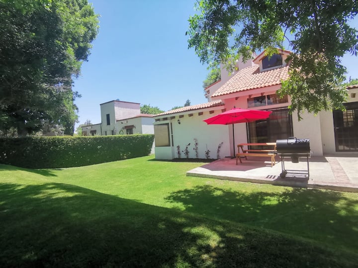 Colibri House. Golf Club Tequis. 10 People/5 Beds - Tequisquiapan