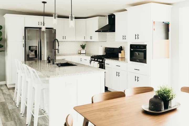 Cozy 3-bedroom Home Near 6 Ski Resorts - Sandy, UT
