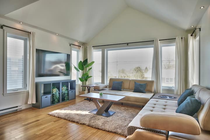 East Angus Vacation Rentals & Homes - Quebec, Canada | Airbnb