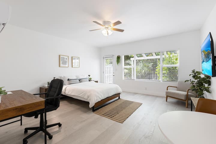 Victoria Park - Studio Apartment 301-2 - Fort Lauderdale, FL