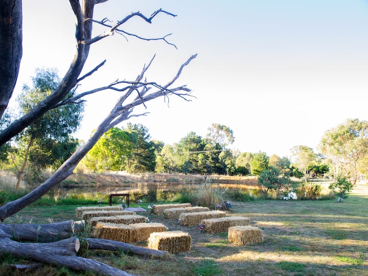 Yass Holiday Rentals & Homes - New South Wales, Australia | Airbnb