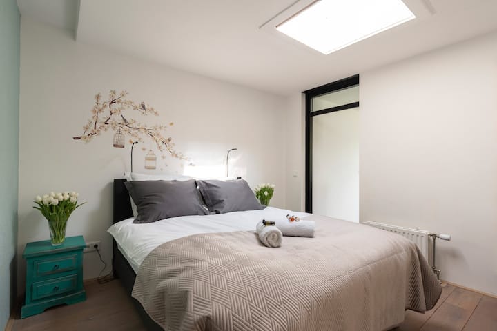 Stylish Apartment. Free Parking In Front! - Delft