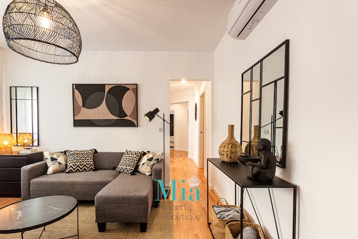 Alicante City Beach Apartment - Alicante