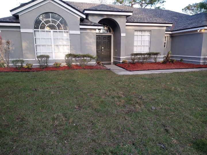 Close To Ucf & The Airport; Renovated And Relaxing - Orlando, FL