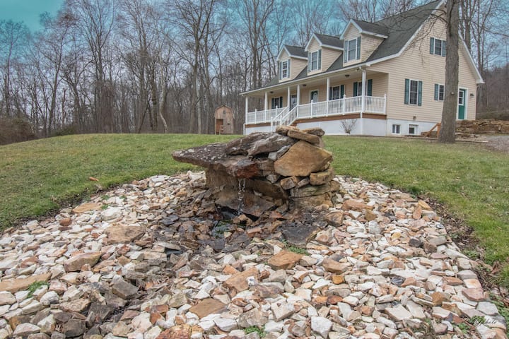 Arch Rock Lodge| Port Royal Speedway| Winery| - Pennsylvania