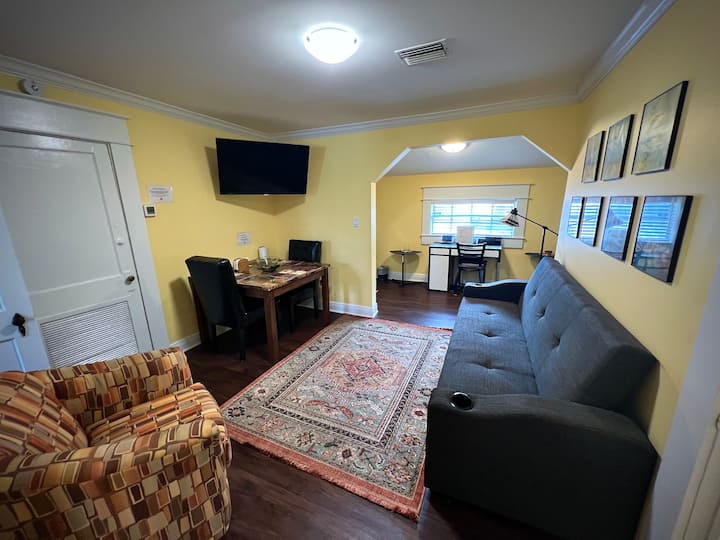 Inn The Heights Too - Apt C - Tampa