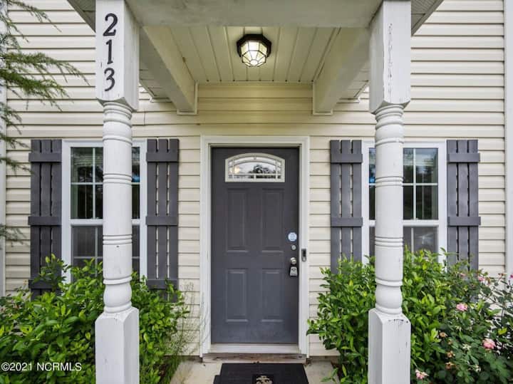 The Toucan Townhouse - Swansboro, NC