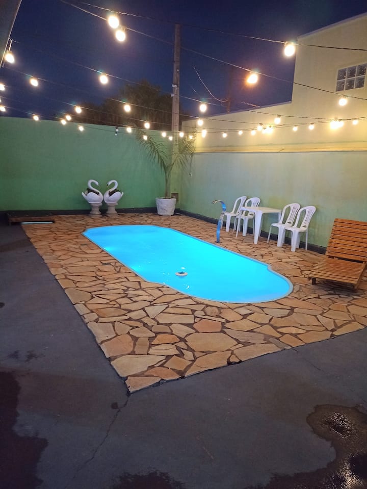 Casa Inteira Com Piscina - Brotas