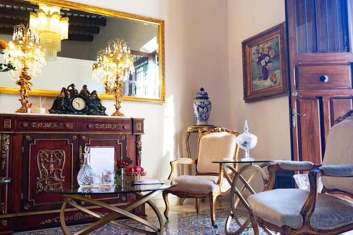 Casa Colibrí. 1 Cuadra De Paseo De Montejo, Centro - Mérida