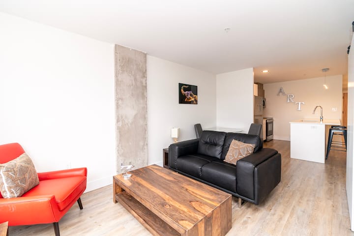 Modern 1br Apt With Gym Near Hydrostone Market - Halifax, NS, Canada