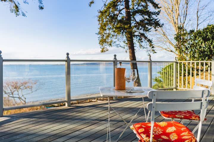 Rest And Recalibrate At The Beach House, Lummi Bay - Lummi Island, WA