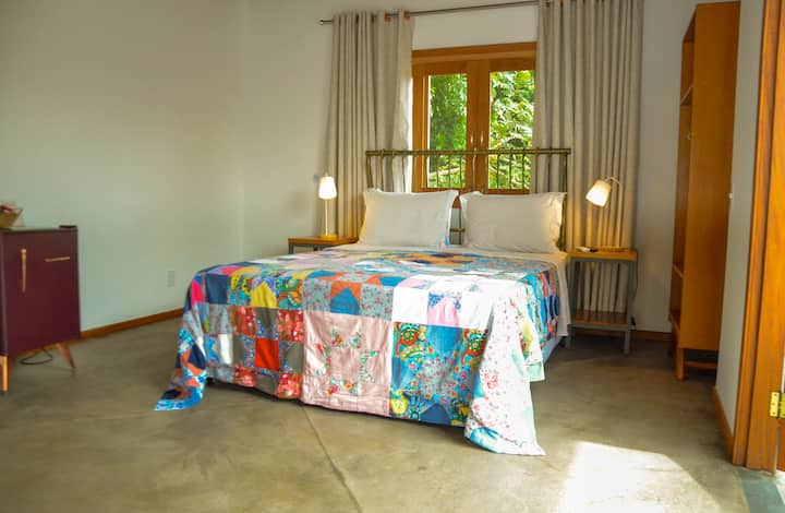 Suíte Aconchegante Com Banheira Em Pirenópolis - Pirenópolis