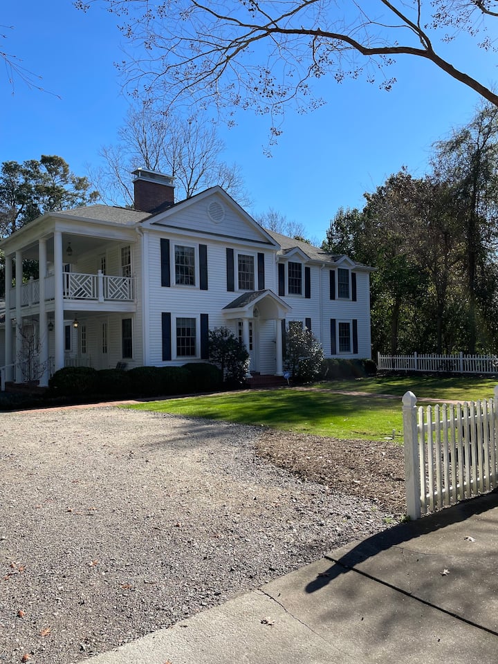 Close To Masters Aiken Apt For Rent Unit 1 - Aiken, SC