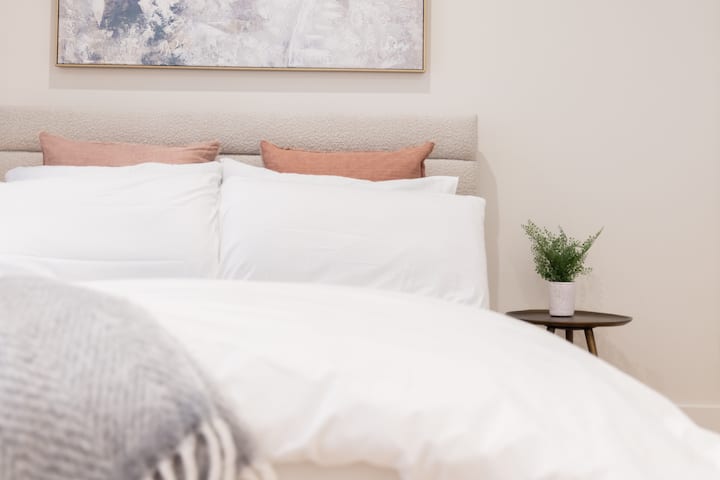 Brand New Condo In Iconic Customs House Building - Victoria, Canada