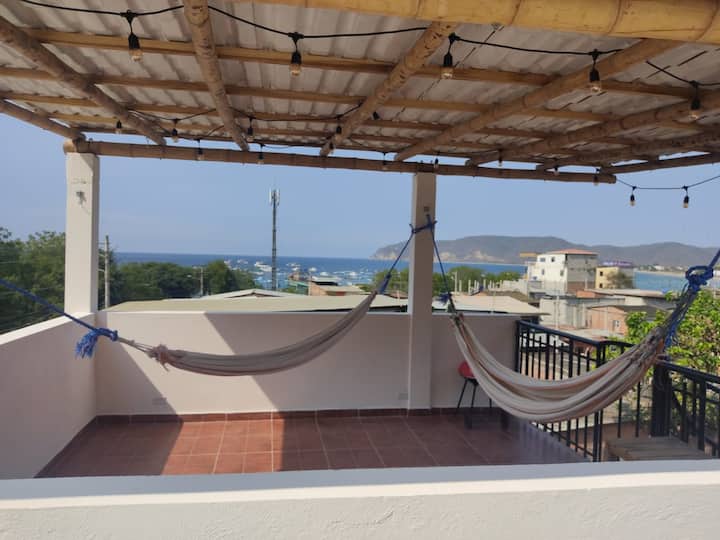 Entire Building, 6 Apartments - Salango