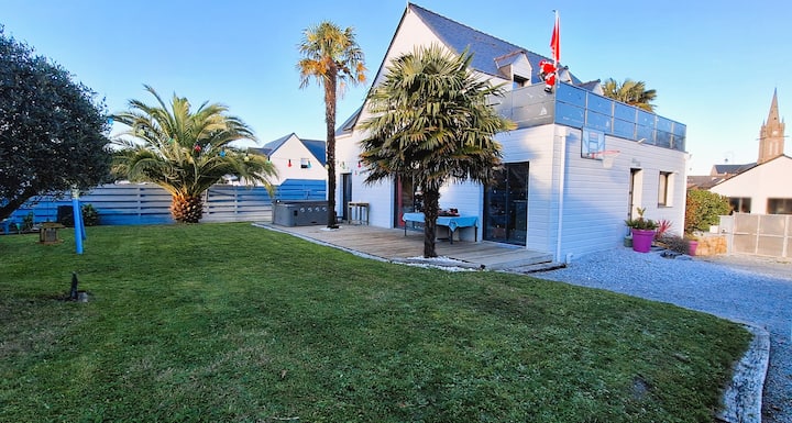 Maison Moderne/jacuzzi/jardin/plage 10mins/ Bourg - Saint-André-des-Eaux