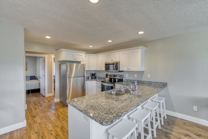 Bright, Modern & Clean @ The Heart Of Red Rock Rec - Fredonia, AZ