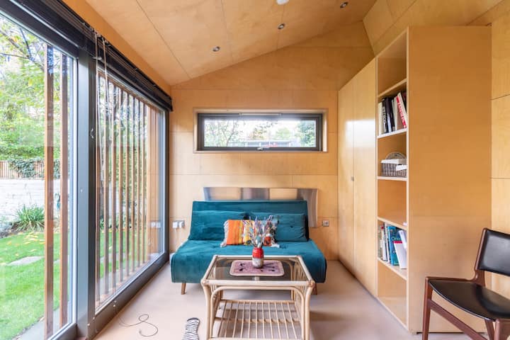 Ecofriendly 70s Style Summer House In North London - Marylebone