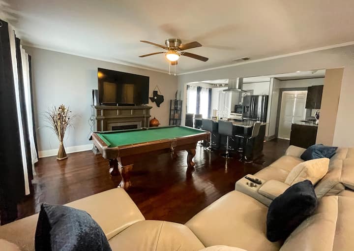 Modern Two Bedroom Townhome Near Cole Park - コーパス・クリスティ, TX
