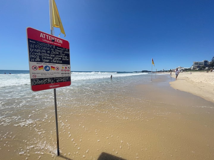 Seashell Beach House - At Mermaid Beach - Gold Coast