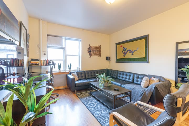 East Village Convenient & Comfortable 1 Bdrm - New York City