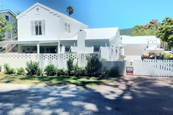 Leisure Island Small Boat Harbour House - Knysna