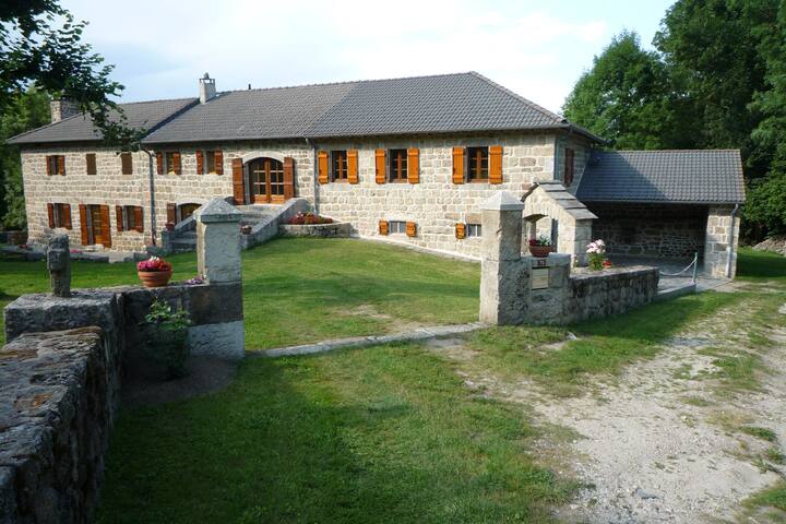Un Bel Appartement Pour Des Vacances Au Grand Air - Haute-Loire