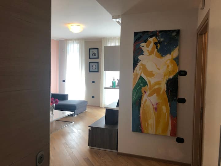 Grande, Nuovo Ed Elegante. - Pisa