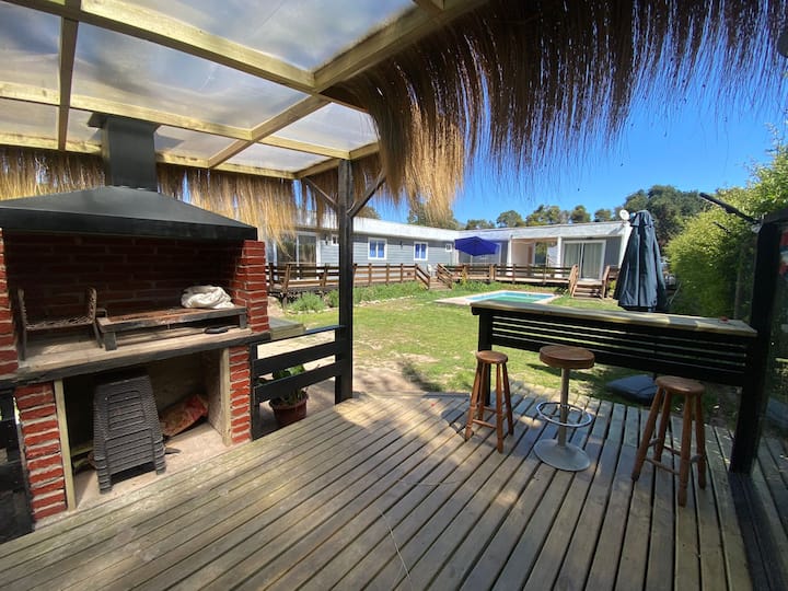 Casa Con Piscina Privada En Condominio. - Zapallar