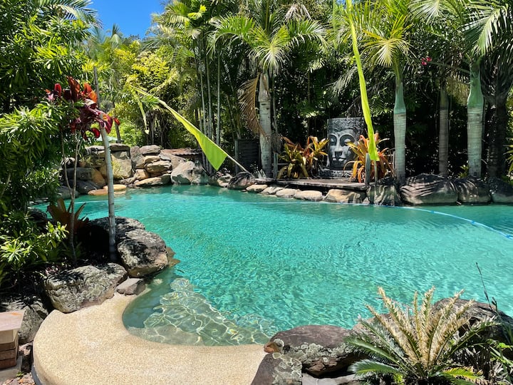 Stunning Seaside Resort “Villa Bamboo” - Australia