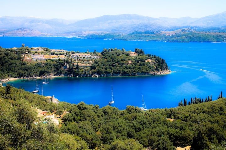 Nikolas House With Sweeping Views Of The Sea - Kassiopi