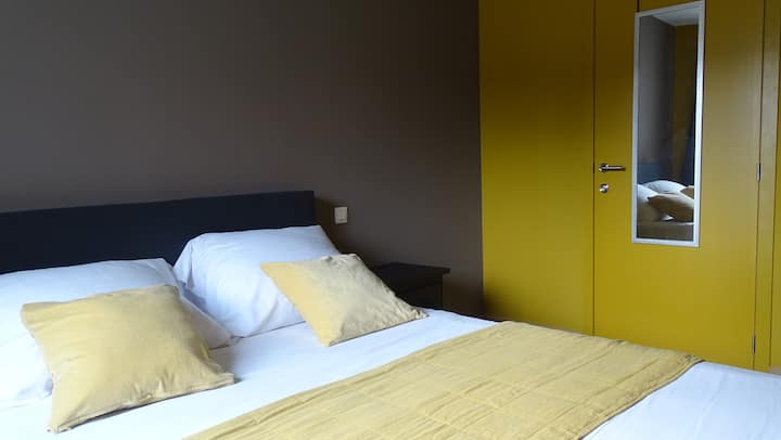 Agréable Chambre D'hote Avec Parking - Doornik