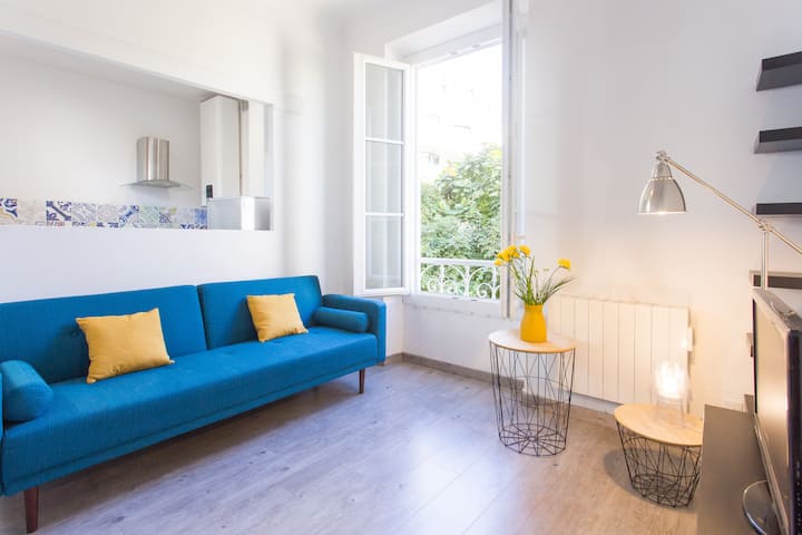 Spacieux 2 Pièces Climatisé à 50m De La Mer. - 멍똥