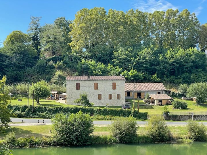 Maison Familiale Aux Portes Du Canal De Garonne - Langon