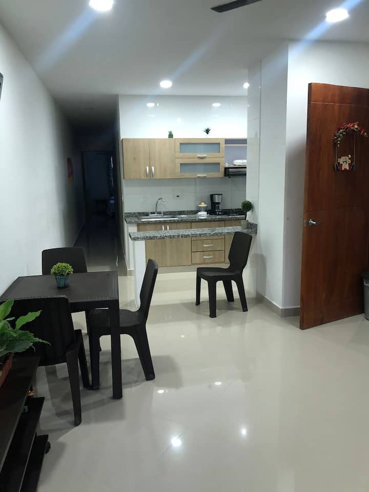 Acogedor Apartamento En El Centro Con Terraza - Santiago de Tolú
