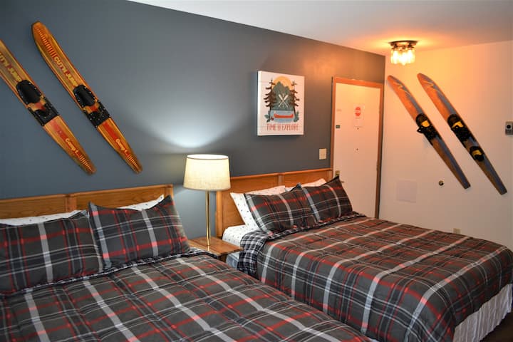 Birch Point Resort Condo 21 - Nelson Lake, Hayward - Hayward, WI