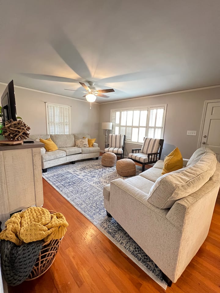 Updated 3br, 10 Mins From Uga, Close To Downtown - Athens, GA