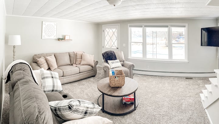 Renovated Farmhouse Near Elk Mountain: Valley View - Waymart, PA