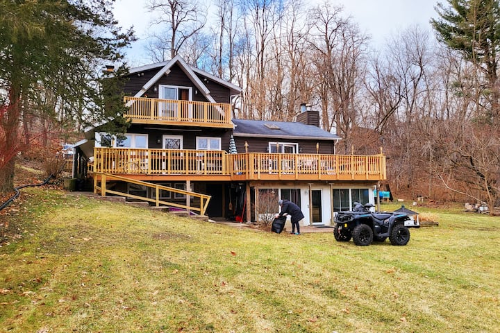Cottage Lake House Chris - Lake County, IL