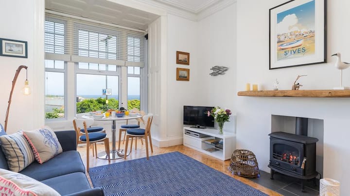 Island View - Artist House, Views Across The Bay - St Ives