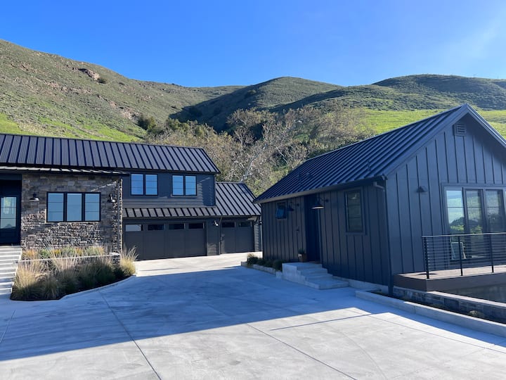 Hilltop Horizon: Centrally Located+panoramic Views - San Luis Obispo, CA