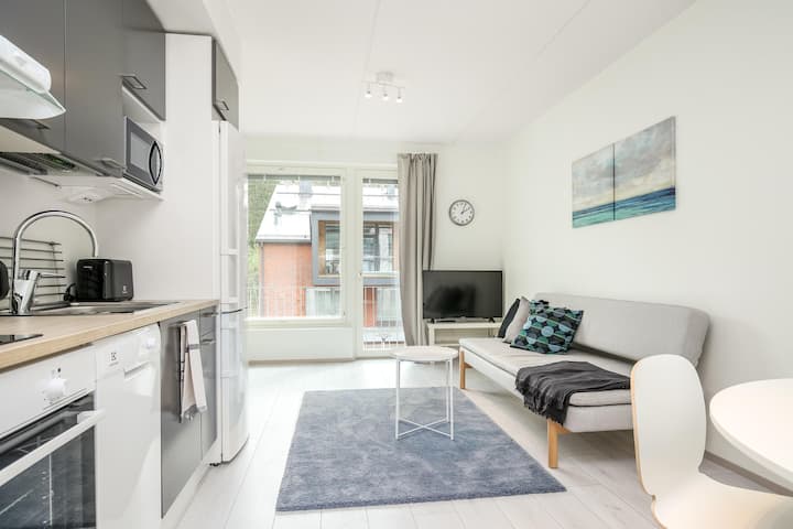 Kotimaailma - Tilava Yksiö, Espoon Keskus - Espoo
