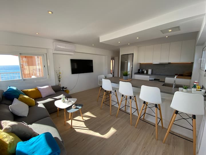 Light And Sea (Minimum One Month) - Palma