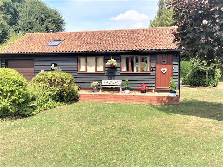 "Owlhoot Annexe" A Unique, Luxury Rural Get Away - Essex