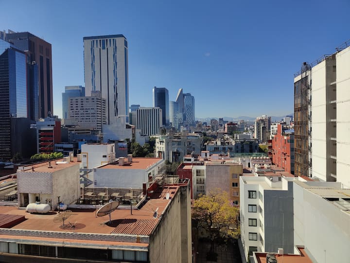 Skyline Views! Modern Unit In A Central Location! - Mexico City