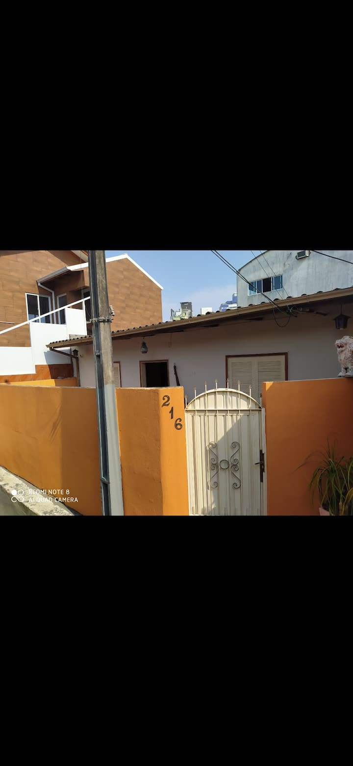 Casa Aconchegante Px A Pt Hercílio Luz E Beiramar - Florianópolis