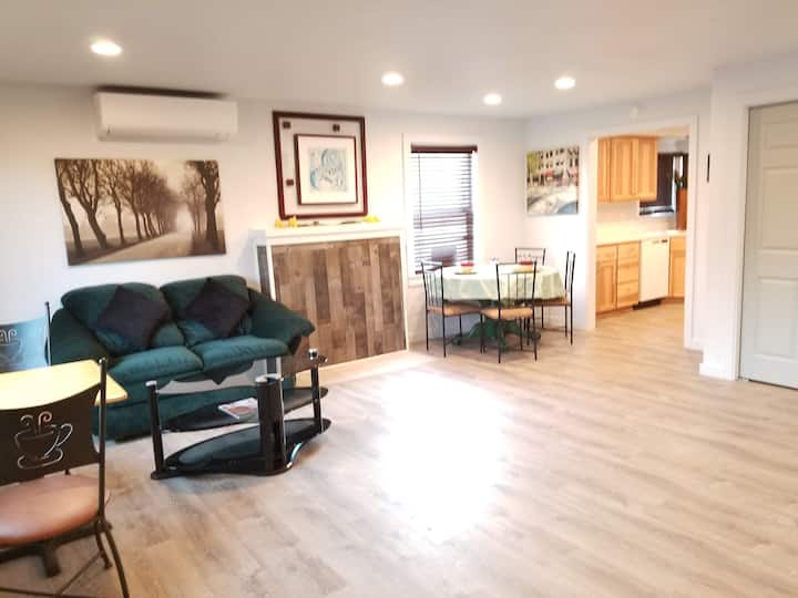 New Prime Location Home In The Heart Of Eugene!! - Eugene, OR